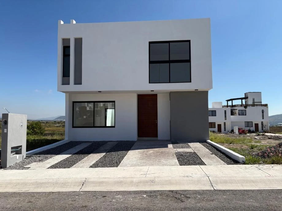 Casa en venta en SAN ISIDRO JURIQUILLA, queretaro | DV-SD2FL | Doorvel